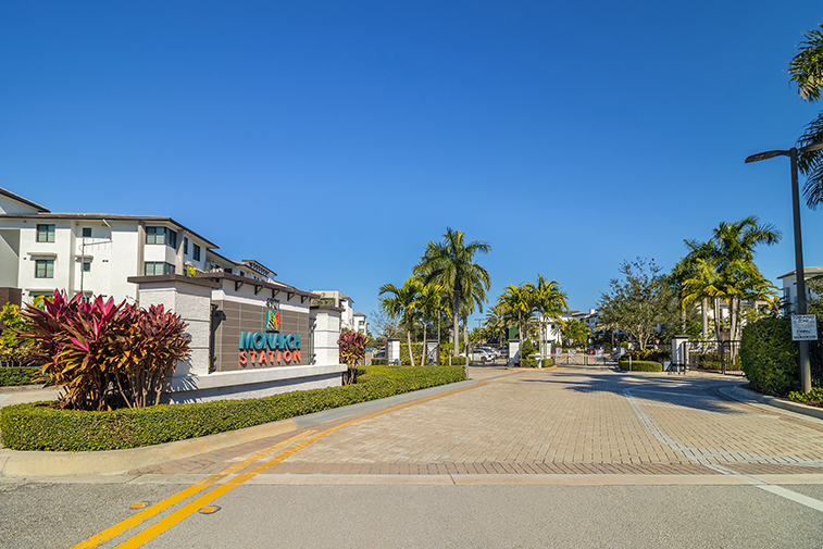 ACCOMMOVISION | Monarch Station | Luxury Living in Coconut Creek, FL